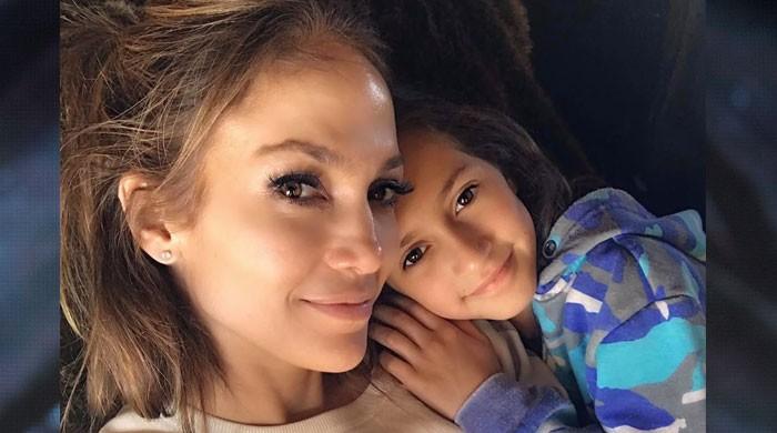 Jennifer Lopez's daughter attracts applause as she releases picture book
