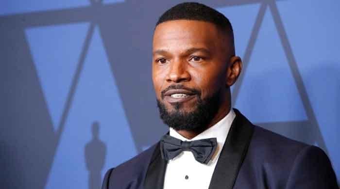 Jamie Foxx defends Jimmy Fallon for doing Chris Rock impression