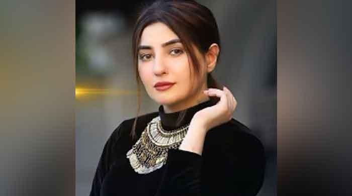 Gul Panra's new song is out now