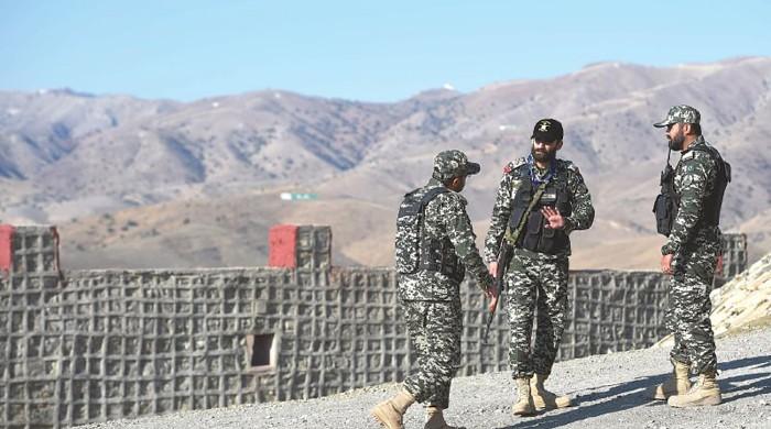 Frontier Corps soldier martyred, 2 injured in heavy firing from across ...