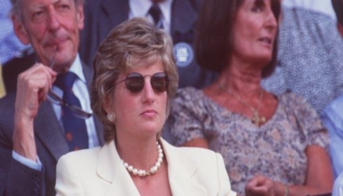 When Princess Diana confessed bodyguard Barry Mannakee was her ...