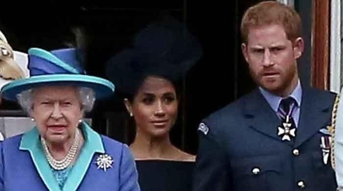 How Queen Elizabeth whisked back control of Meghan and Harry's shell ...