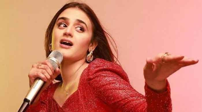 Hira Mani's new song crosses one million views on YouTube