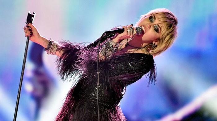 Miley Cyrus rocks the NCAA Final Four concert