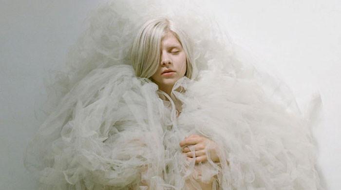 Aurora addresses the trending success of ‘Runaway’