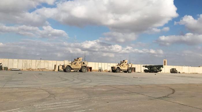 Rocket hits base in Iraq where US forces work