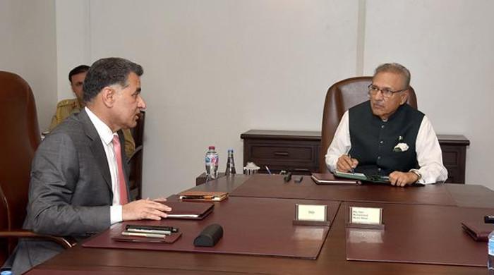 President Alvi gets briefing at ISI headquarters on national security ...