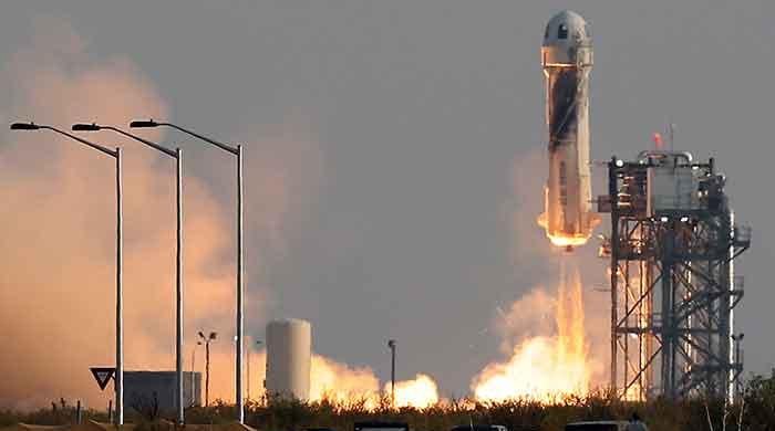 'Best day ever': Amazon's Jeff Bezos successfully concludes first space ...