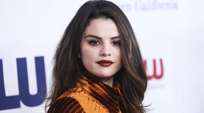 Selena Gomez Recreates ‘full House Scene On Tiktok With Sister Gracie