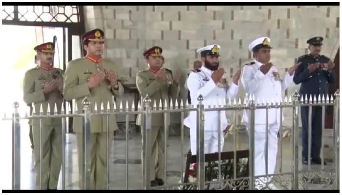 Karachi Corps Commander Lt Gen Nadeem Ahmed Anjum visits Mazar-e-Quaid ...