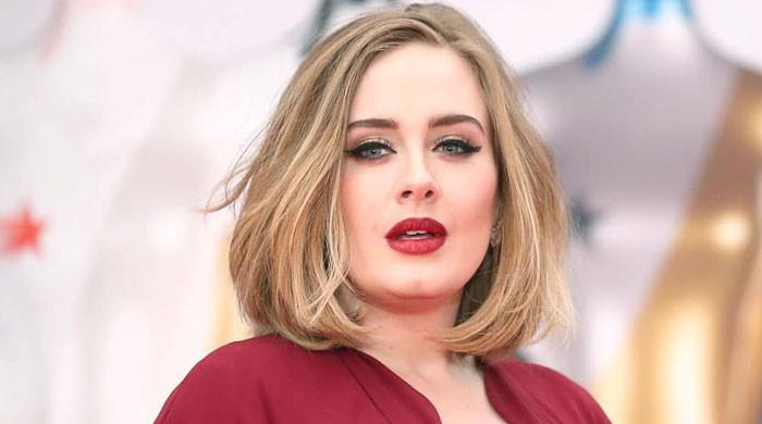 Adele gearing up for new Christmas comeback album