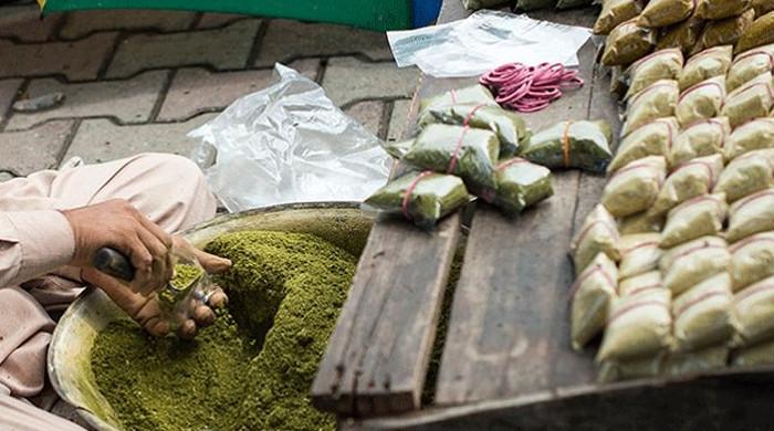 Naswar rates in KP's Dir move up, photo of agreement goes viral