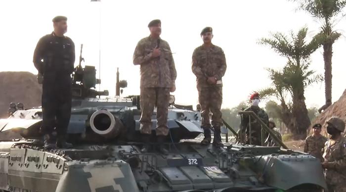 Army well-trained to take on challenges confronting Pakistan's security: COAS