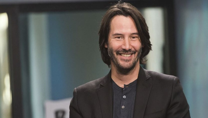 Keanu Reeves once wore Dolly Parton's Playboy Bunny costume for Halloween