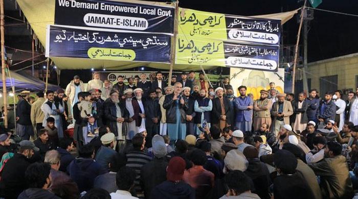 JI announces to end sit-in as Sindh govt agrees to amend LB law