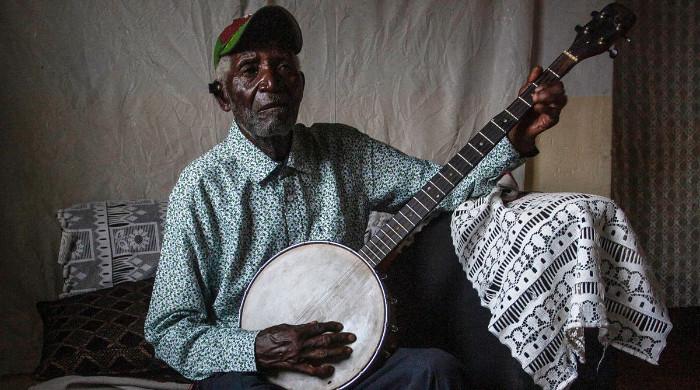 TikTok fame wins Malawi singer, 92, birthday party with president