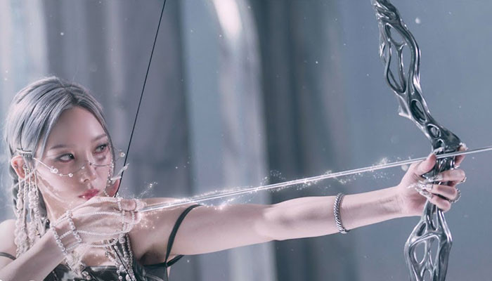 Taeyeon drops ‘envious, spacey' MV for INVU single