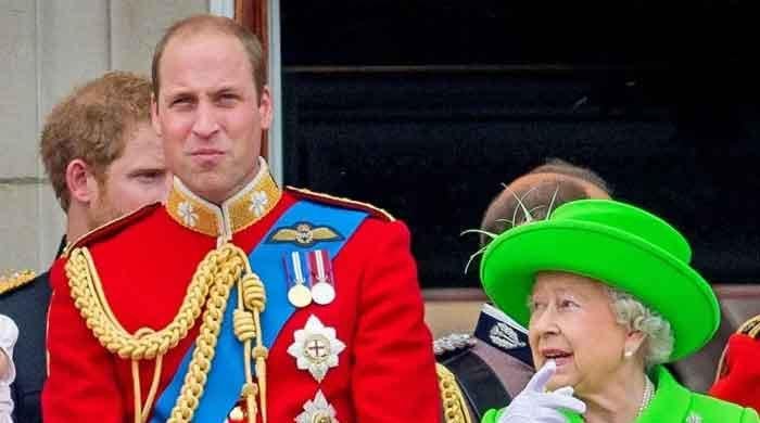 Throwback video shows Queen running anxiously after Prince William to ...