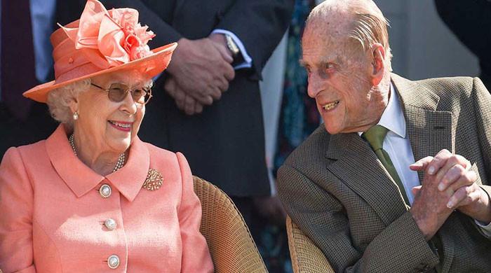 Queen brilliant answer when Prince Philip asked her to 'shut up' during ...
