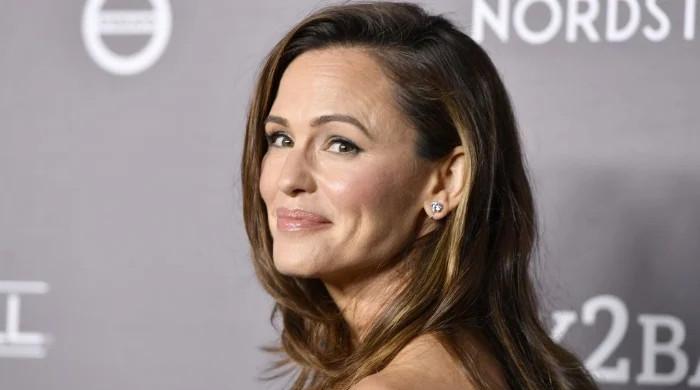 Jennifer Garner Pens A Powerful Note On ‘re Evaluation