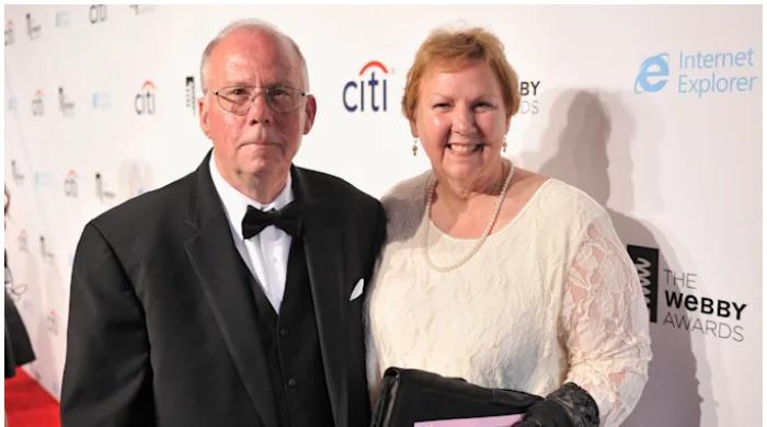 Inventor of GIFs Stephen Wilhite passes away at 74