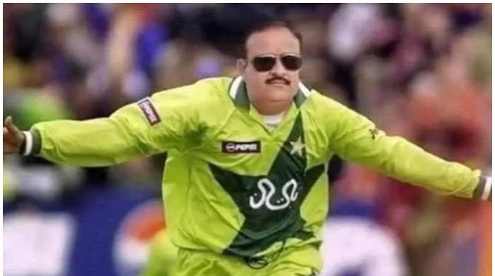 Meme fest on social media after Buzdar resigns from post