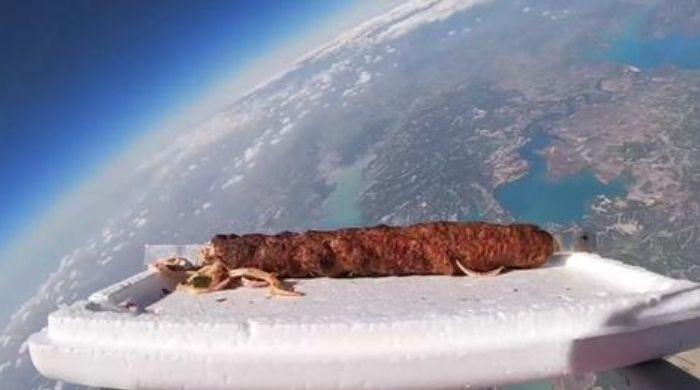 WATCH: First kebab almost makes it to space