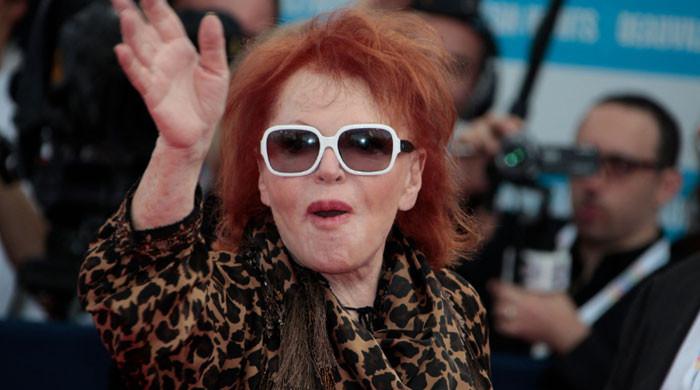 French singer Regine passes away