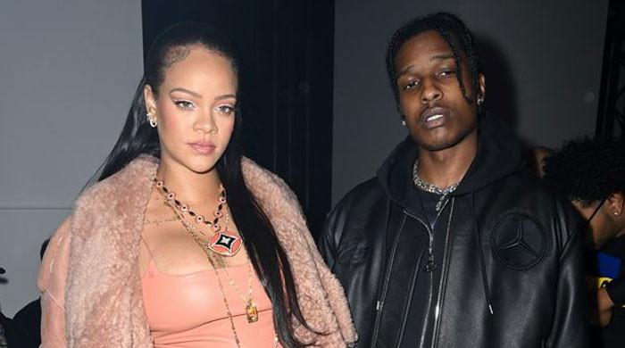 Rihanna fully enjoying her pregnancy, dancing and rapping