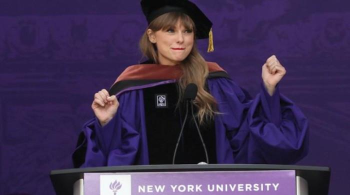It's gonna be all right, Taylor Swift tells NYU graduates at commencement It's gonna be all right, Taylor Swift tells NYU graduates at commencement