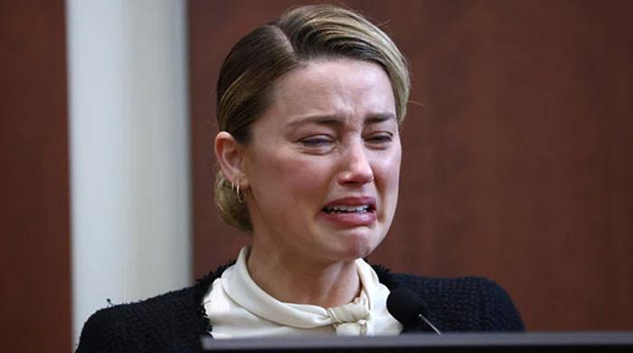 Amber Heard ‘totally Broke Due To ‘mounting Legal Bills Source