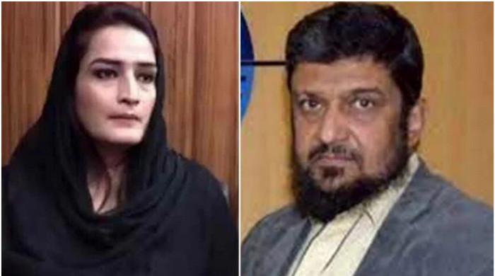 DG NAB Shehzad Saleem sends notice to Tayyaba Gul in Rs100 million ...