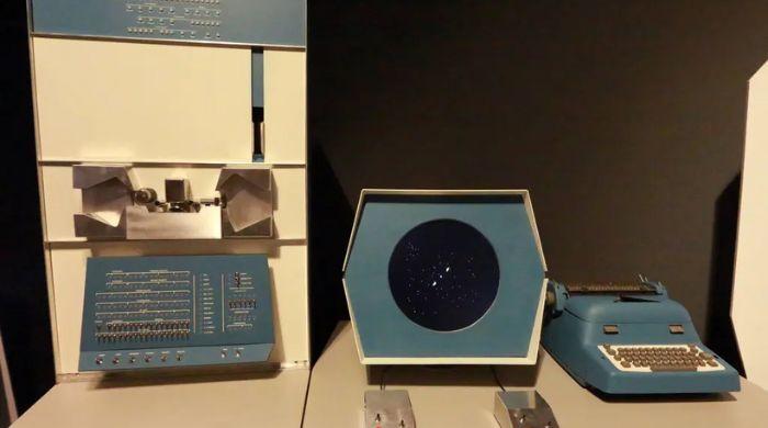 World’s first video game can now be played on Analogue Pocket