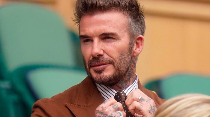David Beckham cuts dapper figure in casual ensemble: pic