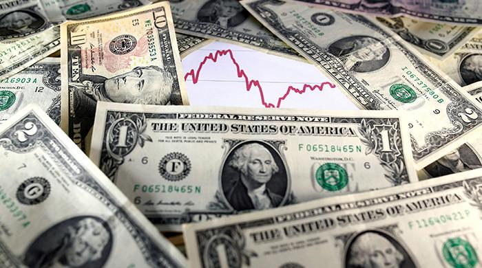 Rupee continues fall against dollar after currency shortage