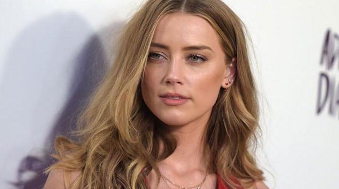 Amber Heard sat on a 'throne' as she made 'young actresses' serve Elon ...