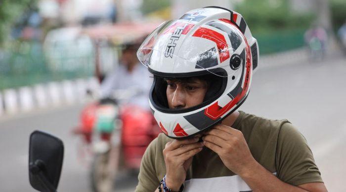 India's state-funded helmet promises 'fresh air' in battle on winter smog