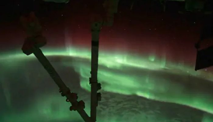 VIDEO: Astronauts record northern lights spectacle from space