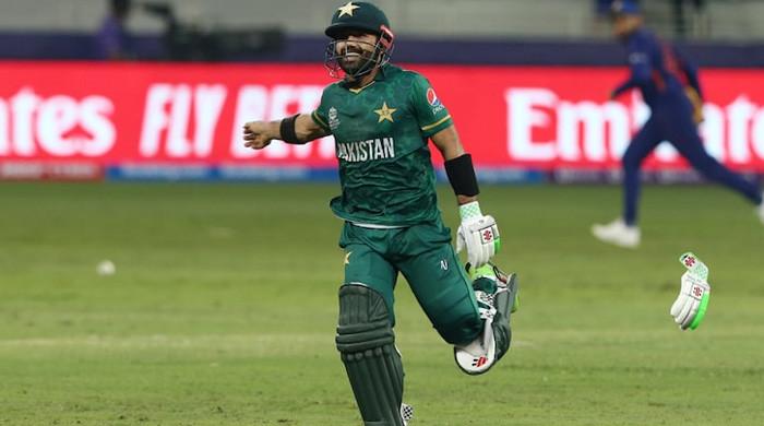 ICC T20I raking: Mohammad Rizwan dethrones Babar Azam to become top batter ICC T20I raking: Mohammad Rizwan dethrones Babar Azam to become top batter