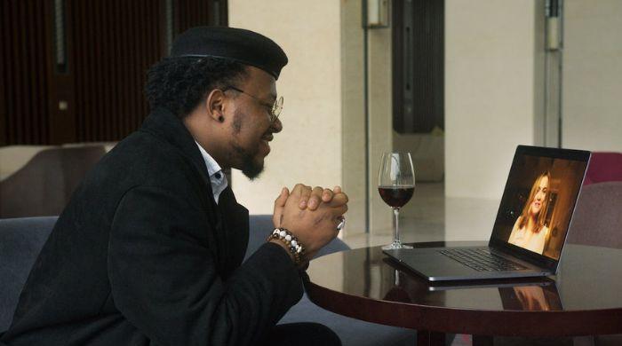 Study shows 80pc people lie on dating apps