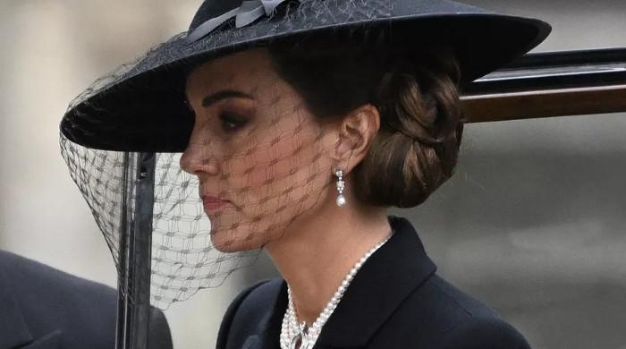 Kate Middleton pays moving tribute to Queen Elizabeth at landmark funeral