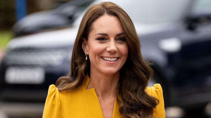 Royal fans praise Kate Middleton as she cradles newborn baby, ‘Precious ...