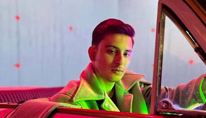 Hasan Raheem makes Pakistan proud as he becomes first featured artist ...