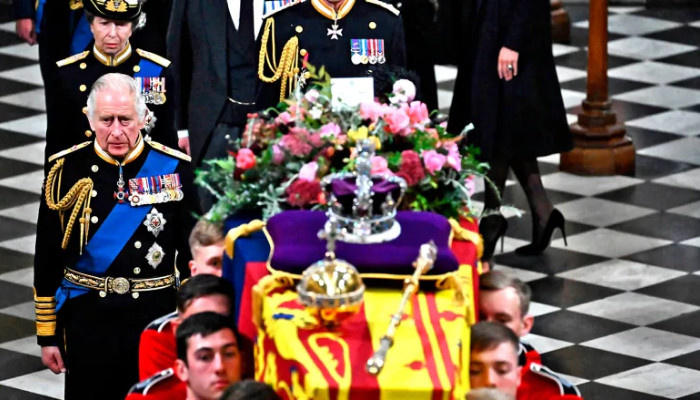 King Charles to reunite with royal family for the first time after ...