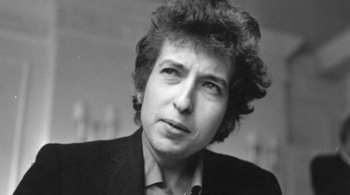 Bob Dylan handwritten ‘Desolation Row’ lyrics up for auction for $425,000