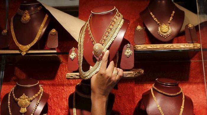 In a first, gold surpasses Rs170,000 per tola threshold