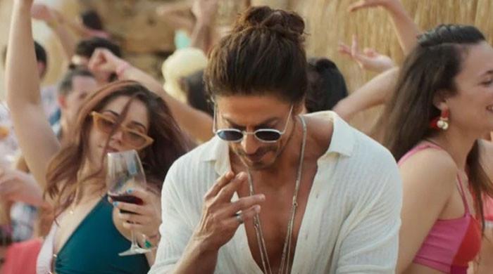 Fans react to Shah Rukh Khan 'Pathaan' controversy