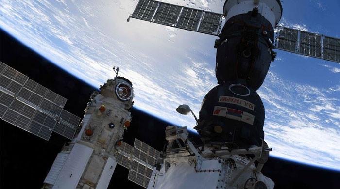 NASA mulls SpaceX backup plan for crew of Russia's spaceship