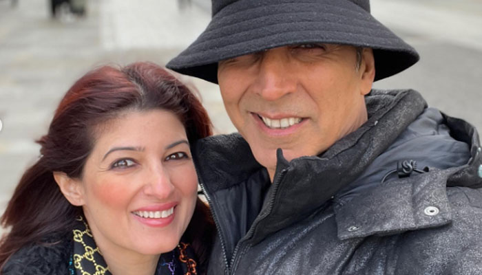 Akshay Kumar pens heartfelt note for wifey Twinkle on 22nd wedding ... Akshay Kumar pens heartfelt note for wifey Twinkle on 22nd wedding ...