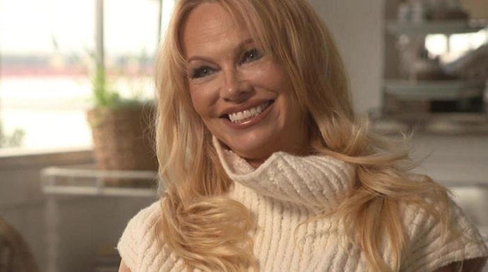 Alexander Bott's Instagram, Twitter & Facebook on IDCrawl